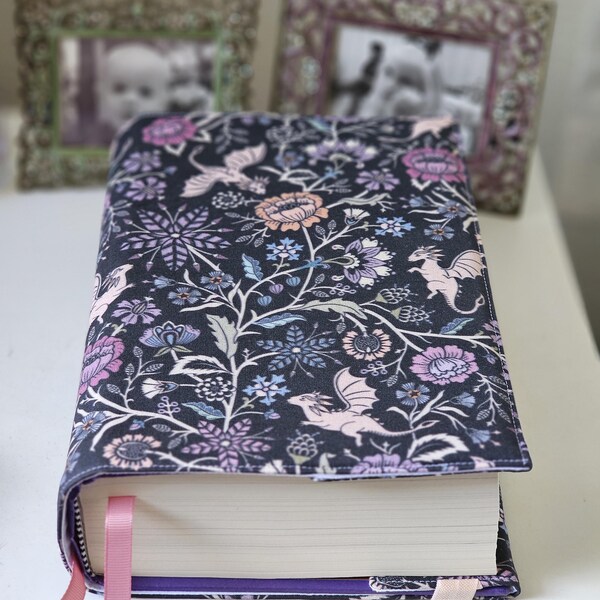 Bats All Year Long Book Sleeve Book Lover Gift E-reader Cover Kindle ...