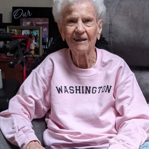 DND Mom Shirt, Dungeons and Dragon's Gift, Funny Mothers's Day Gift ...