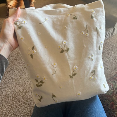 Hand Embroidered Daisy Linen Bag, Cute Small White Daisies Embroidery ...