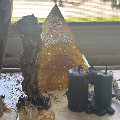 Vintage Ancient Egyptian Pyramid Display Stand - Etsy