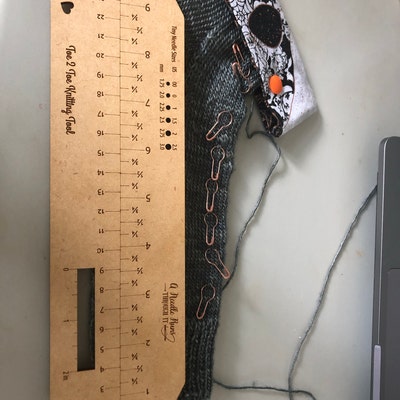 Toe2toe Knitting Tool for Sock Knitting, Kitchener Stitch and Bind off ...