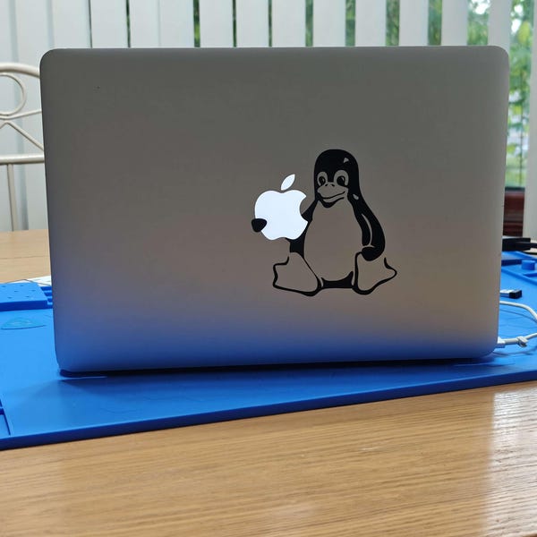 Penguin Bites the Apple MacBook Sticker Linux Tux Decal - Fits Both Old ...