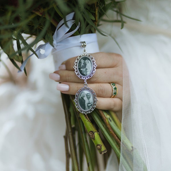 2 Oval Memory Charms Linked/remembrance Bouquet Charm/locket/brooch ...