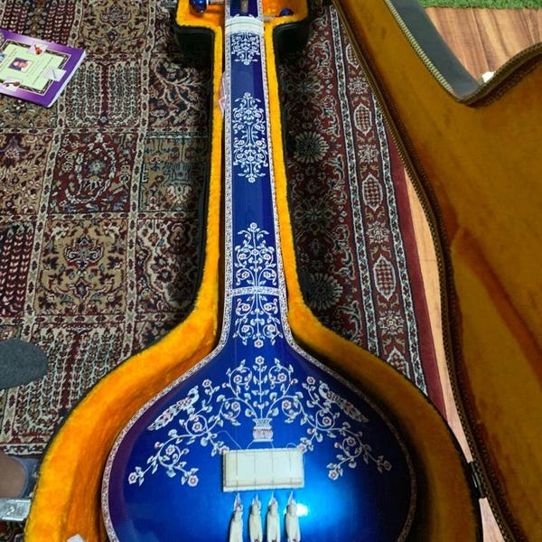 TRAVEL SITAR Kinnar Seen Style Black Pearl - Etsy