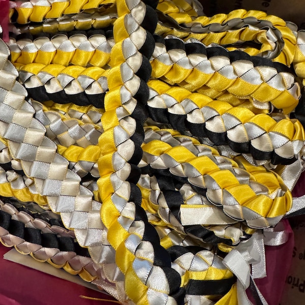 3-4 Color Single Weave Hawaiian Ribbon Lei With 3/8inch Ribbons - Etsy