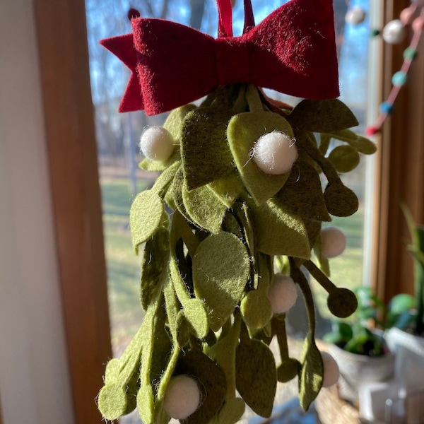 Felt Mistletoe, Christmas Decor, Unusual Gifts, Hostess Gifts ...