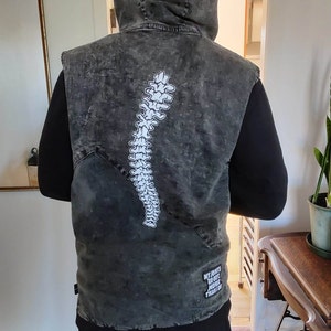 Large Spine Vertebrae in White or Black Iron-on or Sew-on Patch ...