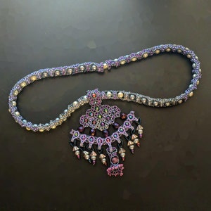 TUTORIAL Book of Kells Bracelet Beaded Angle Weave avec fermoir à ...