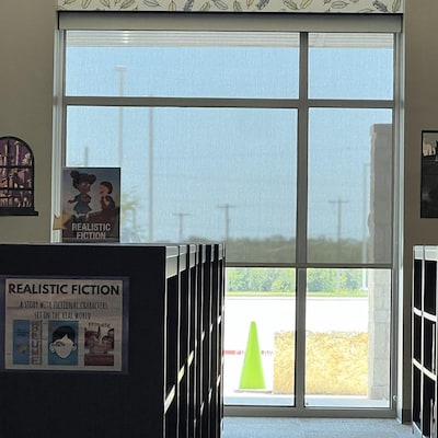 Reading Bulletin Board St Patricks Day Bulletin Board Kit Library ...