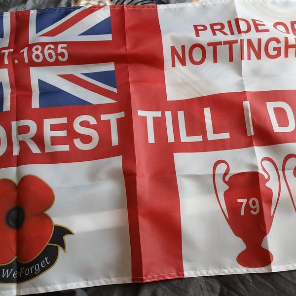 Nottingham Forest Flag. 5FT X 3FT. FREE DELIVERY Brand New Fast ...