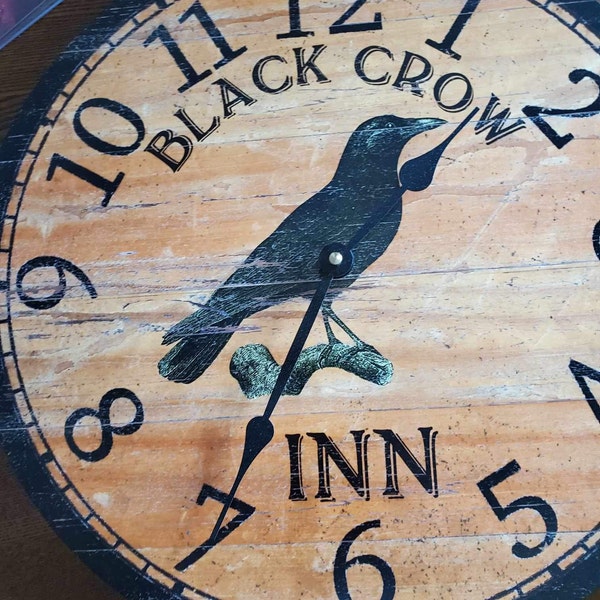 Crow Clock- Black Crow Inn Clock - Etsy