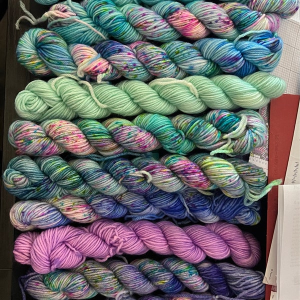 Toe Beans, Sock Club, 85/15 Superwash Merino/nylon Blend, 480 Meters ...
