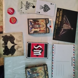 Two Bears High-fiving Doc Mitchell's Rorschach Test - Etsy Canada