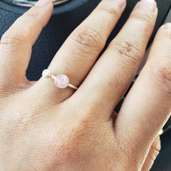 Rose Quartz Rainbow Moonstone Ring in Rose Gold - Etsy