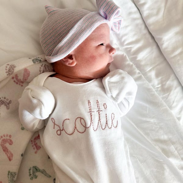 Personalized Baby Girl Romper, Vintage Floral Infant Coming Home Outfit, Baby Shower Gift ...