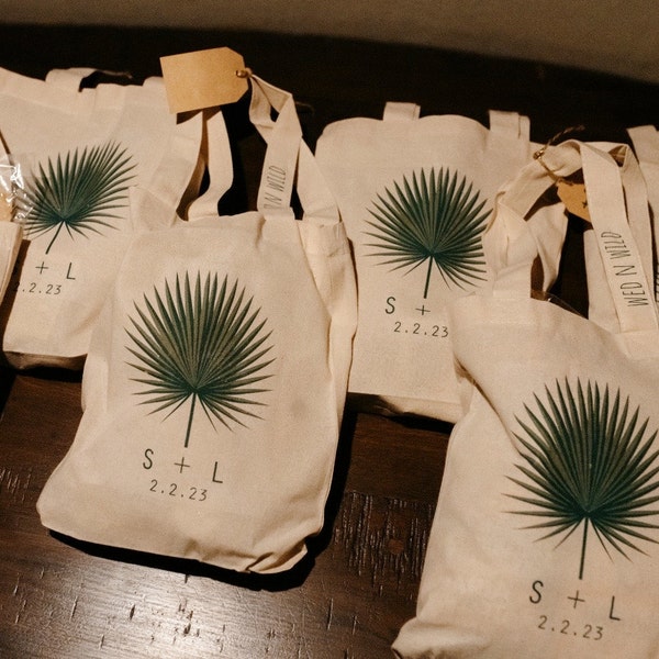Destination Wedding Welcome Totes - Green Fan Palm Leaf Welcome Bags ...