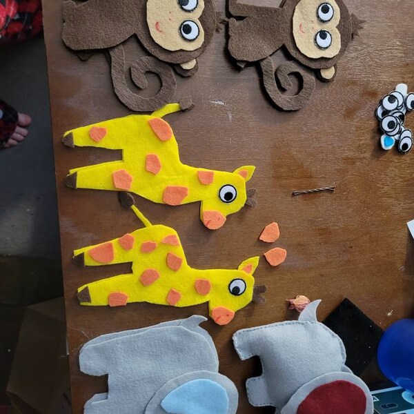 Pattern - Felt Zoo Animals - Lion, Elephant, Giraffe, Zebra, Monkey ...