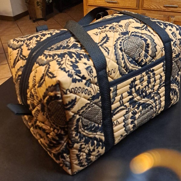 PDF Holland Duffle Pattern || Quilted Boxy Duffle Bag PDF Pattern - Etsy