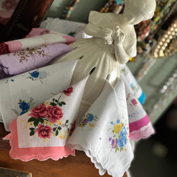12 Floral Handkerchiefs; Women's New Vintage Style Hankies; Dozen - Etsy