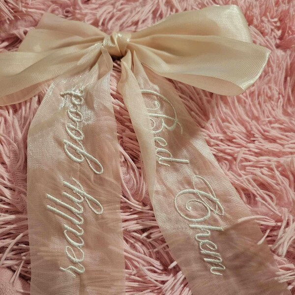 Custom Embroidered Concert Bows, Gifts for Her, Music Lovers - Etsy