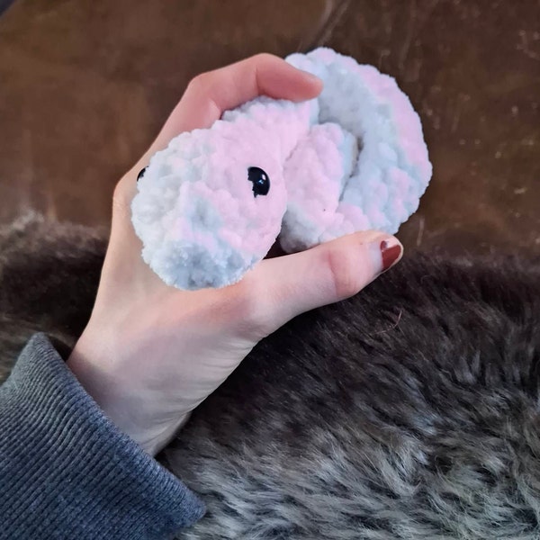 Gingerbread Dragon Crochet Pattern PDF Amigurumi, Chunky Yarn, Decor ...