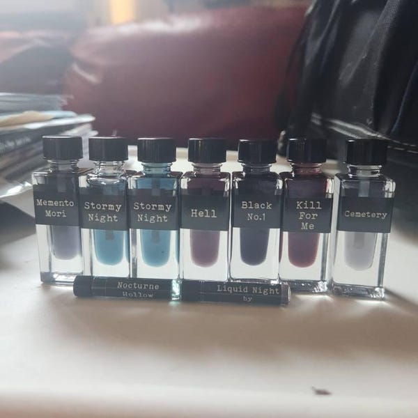 HAUNTED, Gothic Fragrance, Perfume Oil, Witchy Scents - Etsy