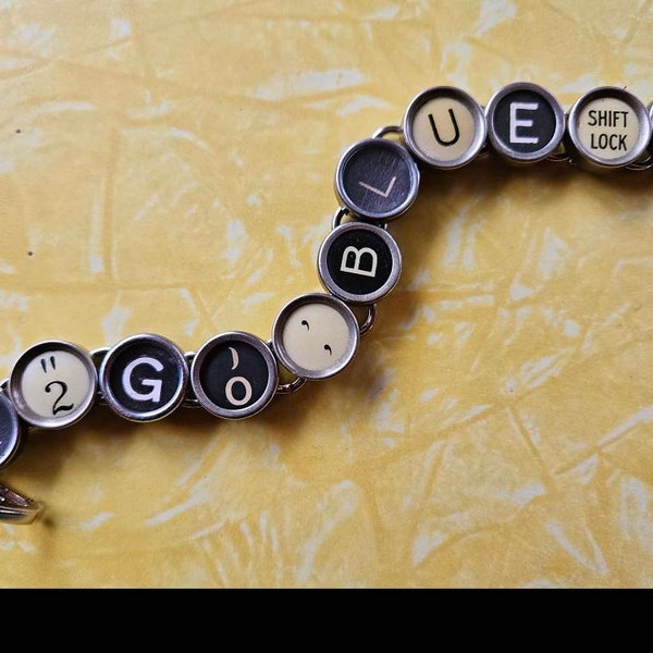 Vintage Typewriter Key Bracelet: A Unique Blend of 11 Typewriters - Etsy