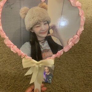 Itzy bet on Me Photo KPOP Picket / Fan With - Etsy