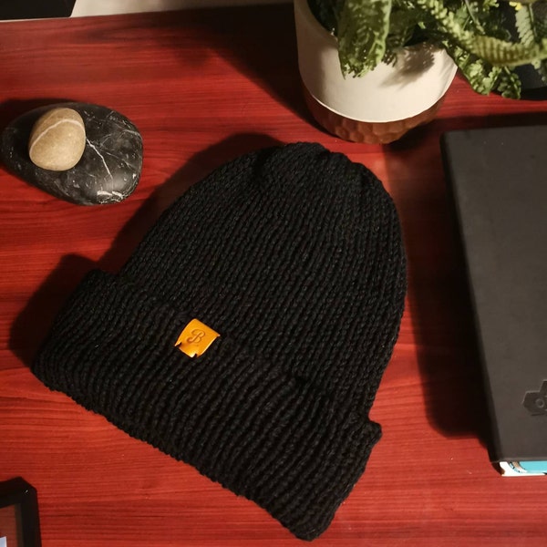 Fishermans-style Trawler Wooly Hat. Royal Navy Trawler Beanie for Men ...