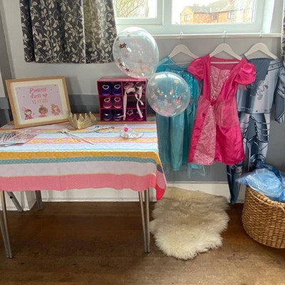 Princess Dress up Station Sign Princess Birthday Party Sign - Etsy