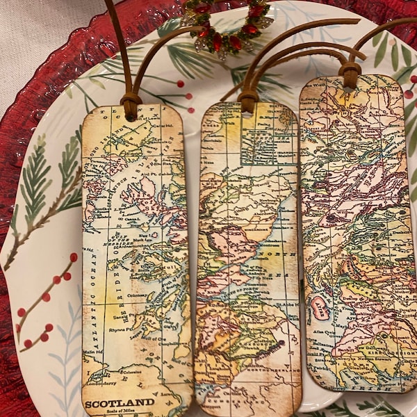 Books of the Bible Bookmark, Red, Yellow and Green Floral, Version One ...