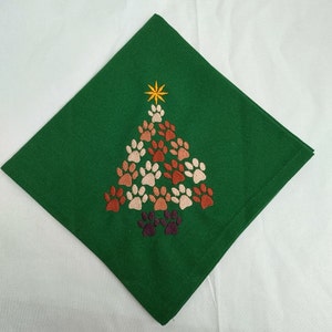 Dog Christmas Digital Machine Embroidery Design Dog Paw Print Design ...