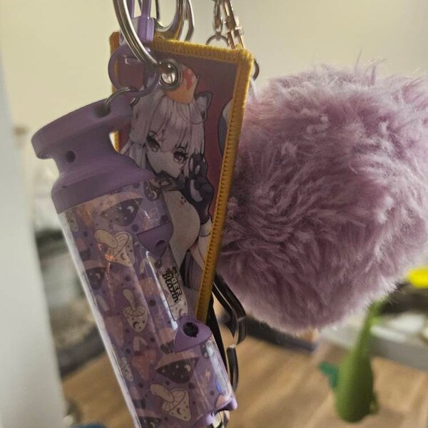 Lilac Fields - Holographic - Bee Blazin' Lighter Sleeve - Hemp Wick ...