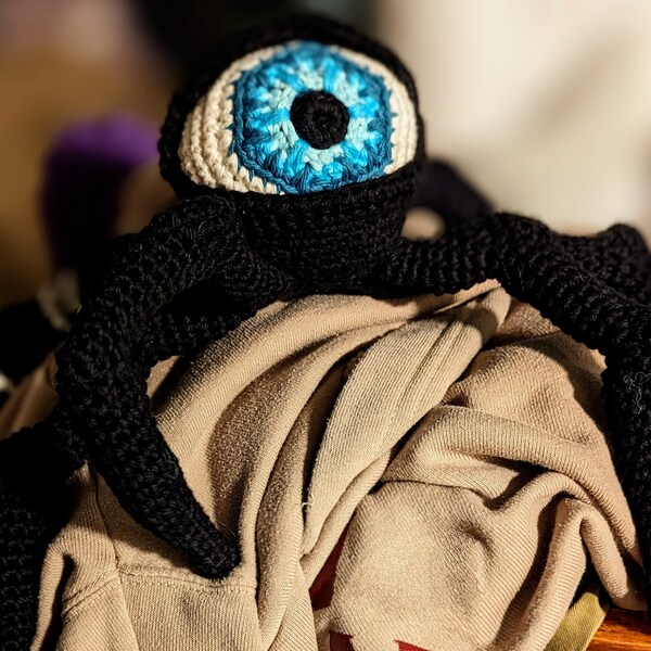 Large Eyeball Monsters Crochet Pattern by Crafty Intentions ...