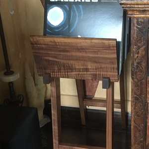 FLIP LP STAND, Record Stand With Forward Facing Vinyl Storage - Etsy
