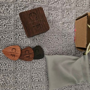 Custom Wooden Guitar Picks Box,personalized Guitar Pick Holder Storage ...
