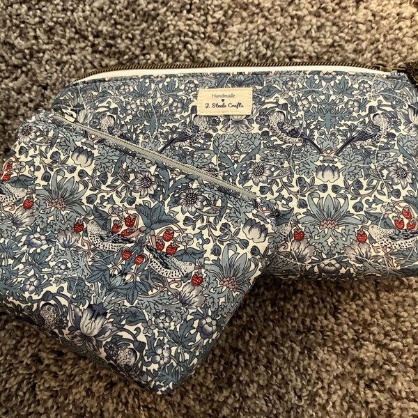 Tula Pink- Coin Purse, Gift for Friend, Small Zipper Bag, Zipper Bag ...