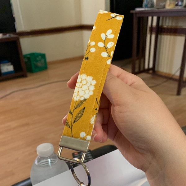 Gold Floral Wristlet Keychain, Yellow Key Fob Wristlet, Keychain ...