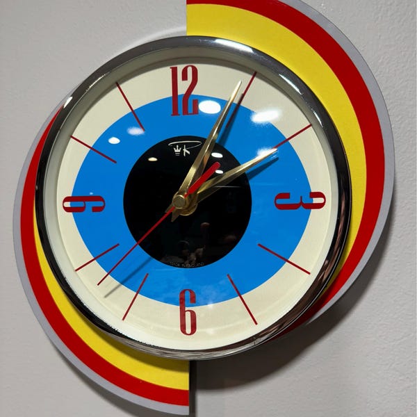 Colour Etched Trianguloid Laminate Caravan Wall Clock From Royale ...