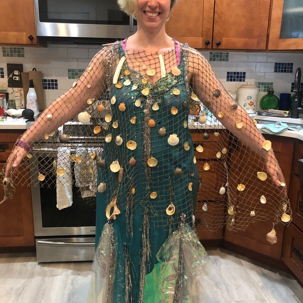 Authentic Used Fishing Net - Old Vintage Fish Netting - Commercial ...