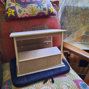 Step by Step Dolls House Furniture Projects in 1/12th Scale by Julie ...