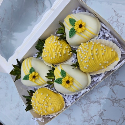 Chelsea Cake Stencil Set - Etsy