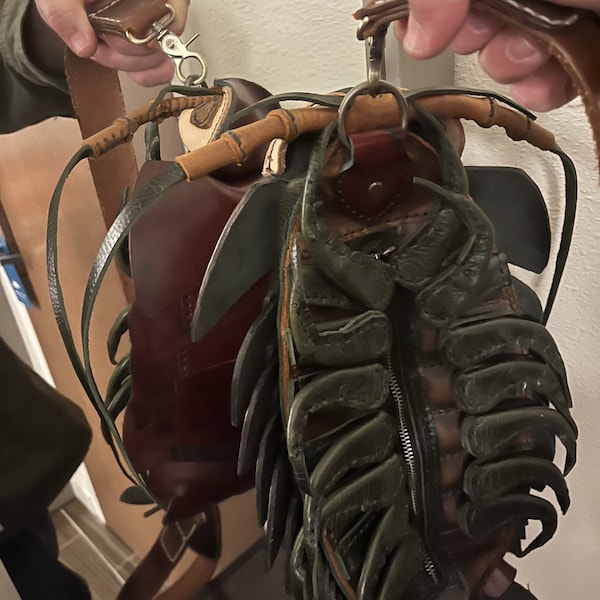 Leather Isopod Sling Bag PDF Pattern: Giant Bathynomus Design (SVG, DXF ...