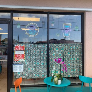 Illustrated Hanging Plants Window Stickers Reusable No Adhesive Double ...