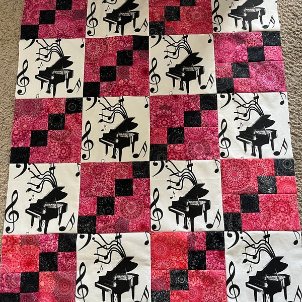 Black and White Piano Fabric - Piano Music by Leahvanlutz - Black and ...