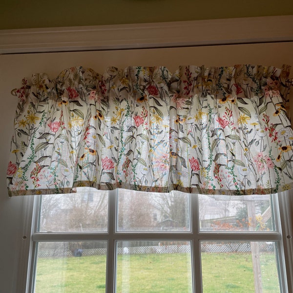 Wildflower Valance: Botanical Country Farmhouse Kitchen Curtain - Etsy