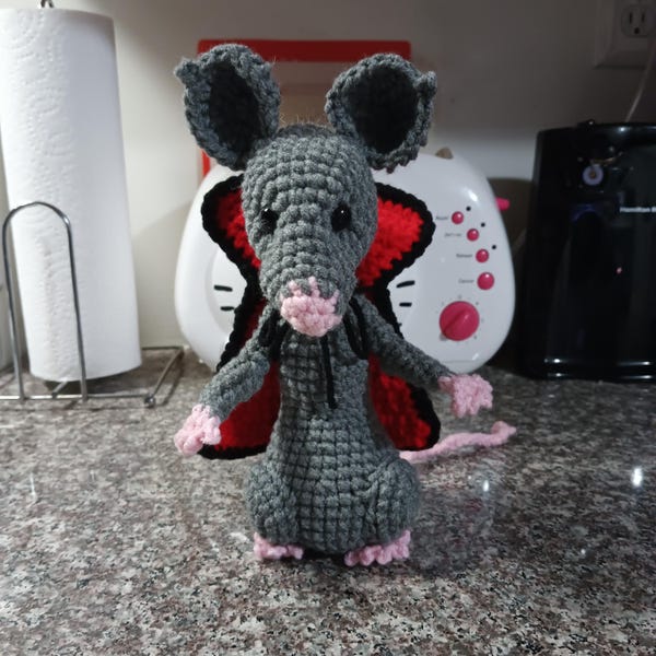 Count Ratula Crochet Pattern: Vampire Rat Amigurumi (PDF File) - Etsy