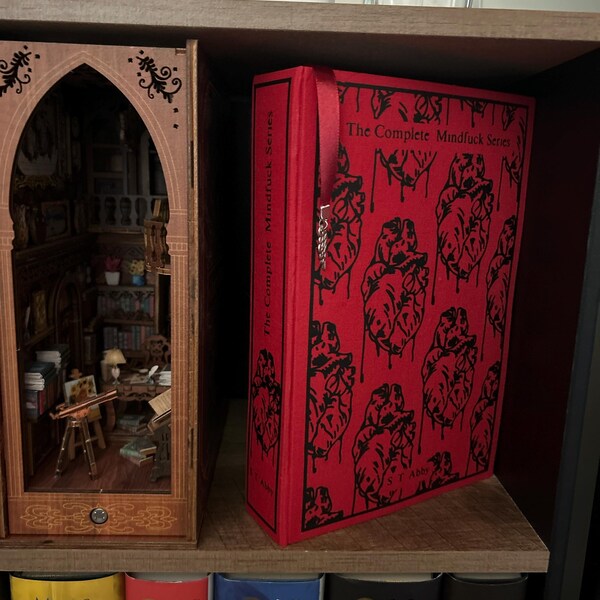 Red Rising Series by Pierce Brown - Handmade Classic Clothbound ...