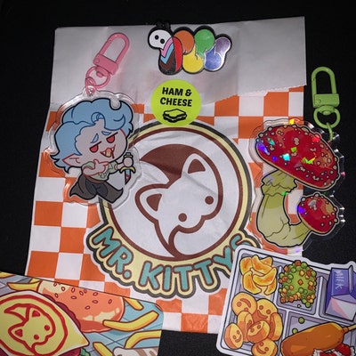 Cuddle Pile Worm on String Enamel Pin - Etsy