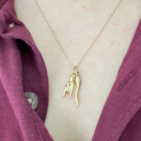 10KT Yellow Gold 3D Italian Mano Cornuto Hand Symbol Good Luck Pendant ...